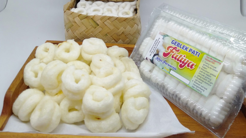 Geblek: Nikmatnya Kuliner Tradisional Yang Menggoyang Lidah - Royal Ole2